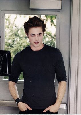Todo Jovem Deve Saber: Edward Cullen!